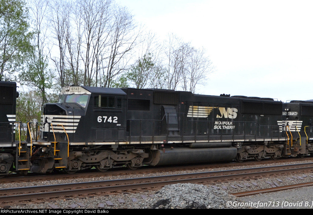 NS 6742